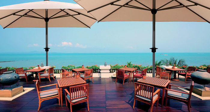 Pourquoi craquer pour un parasol géant cet été ? | La Maison du Parasol