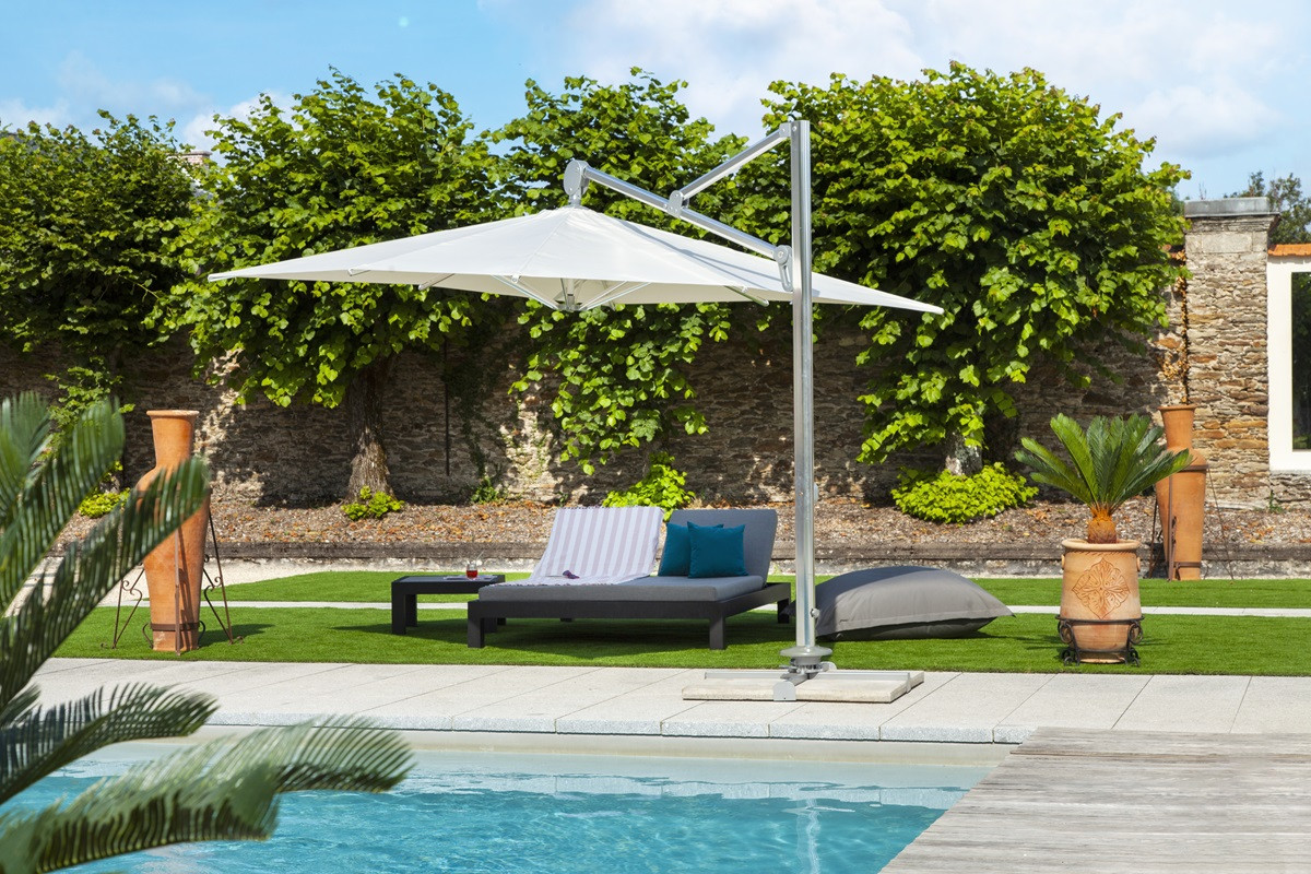 Pergola ou Parasol : 5 critères pour faire votre choix